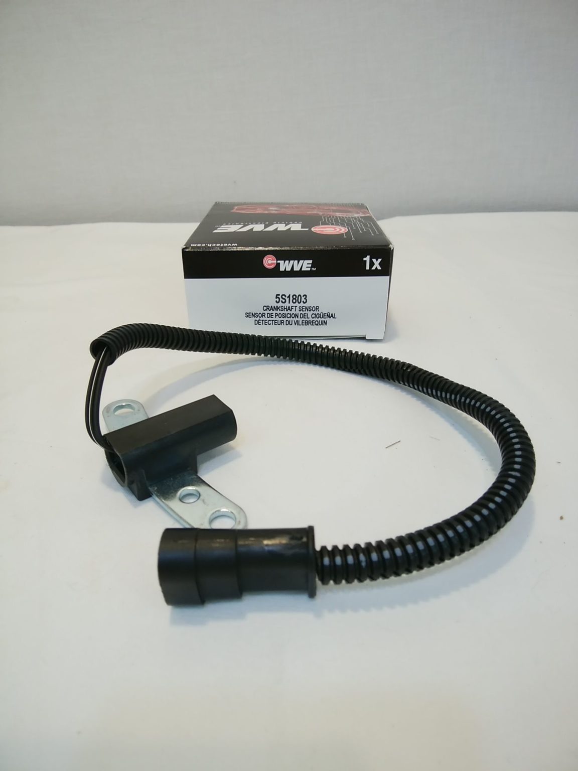 クライスラーパーツ チェロキー xj パーツ クランクポジションセンサー 56026882(5S1803)