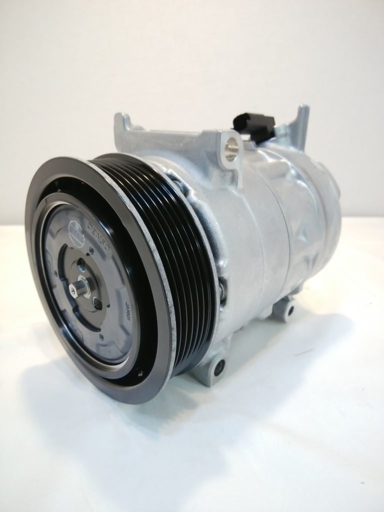 プジョー308cc パーツ エアコンコンプレッサー 648740