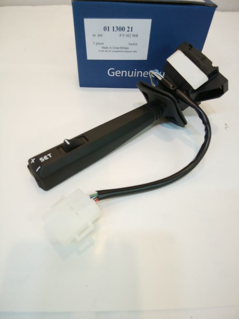 ボルボ V50 フロントショックアブソーバー 31277589