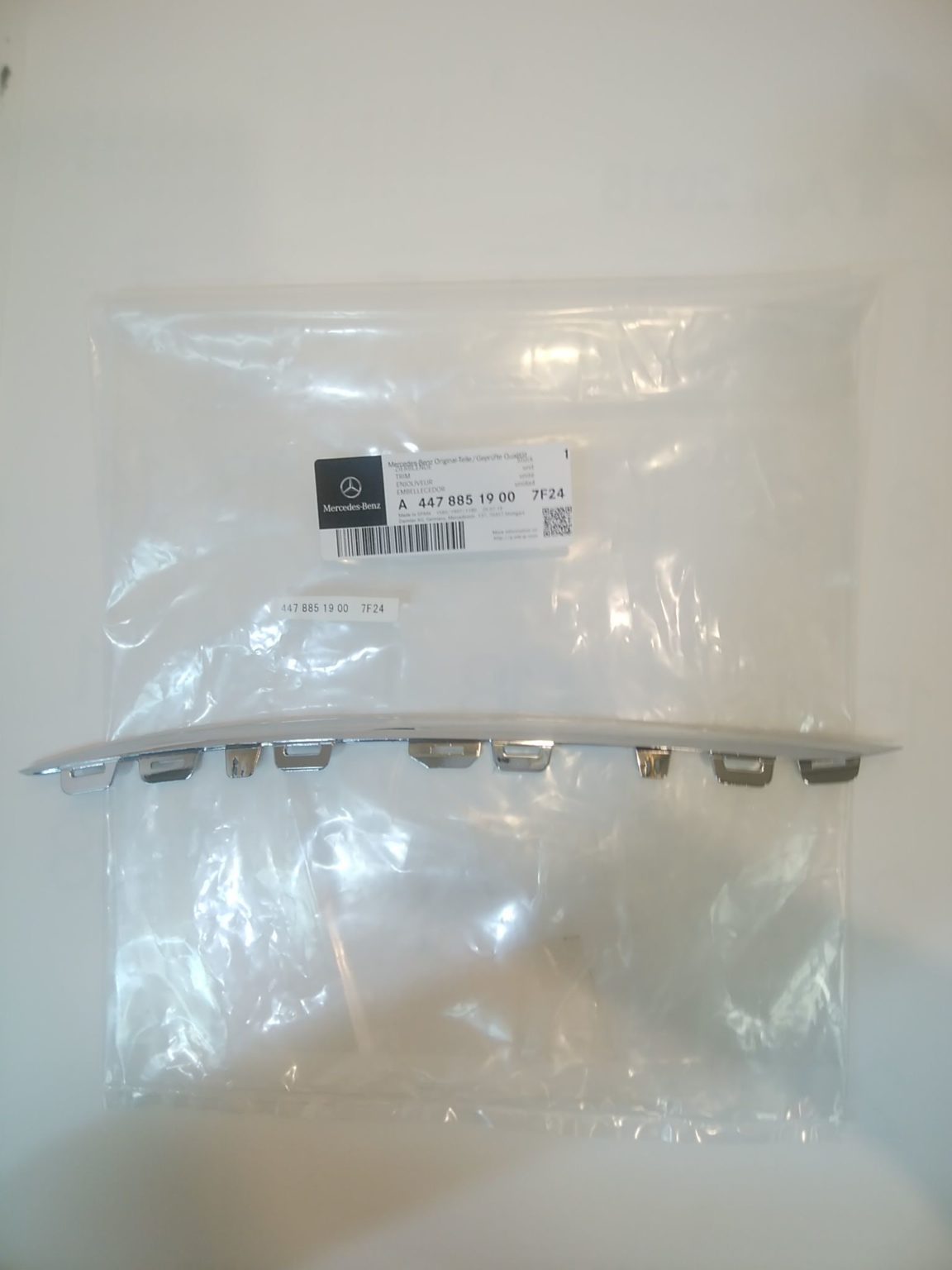 ベンツ AMG パーツ 通販 フロントバンパーグリル メッキ 左 44788519007F24 お取り寄せ商品情報