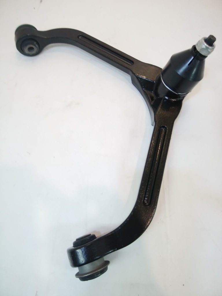 クライスラー チェロキー(KJ)パーツ 通販 フロントアッパーアーム L/R K3198 お取り寄せ商品情報