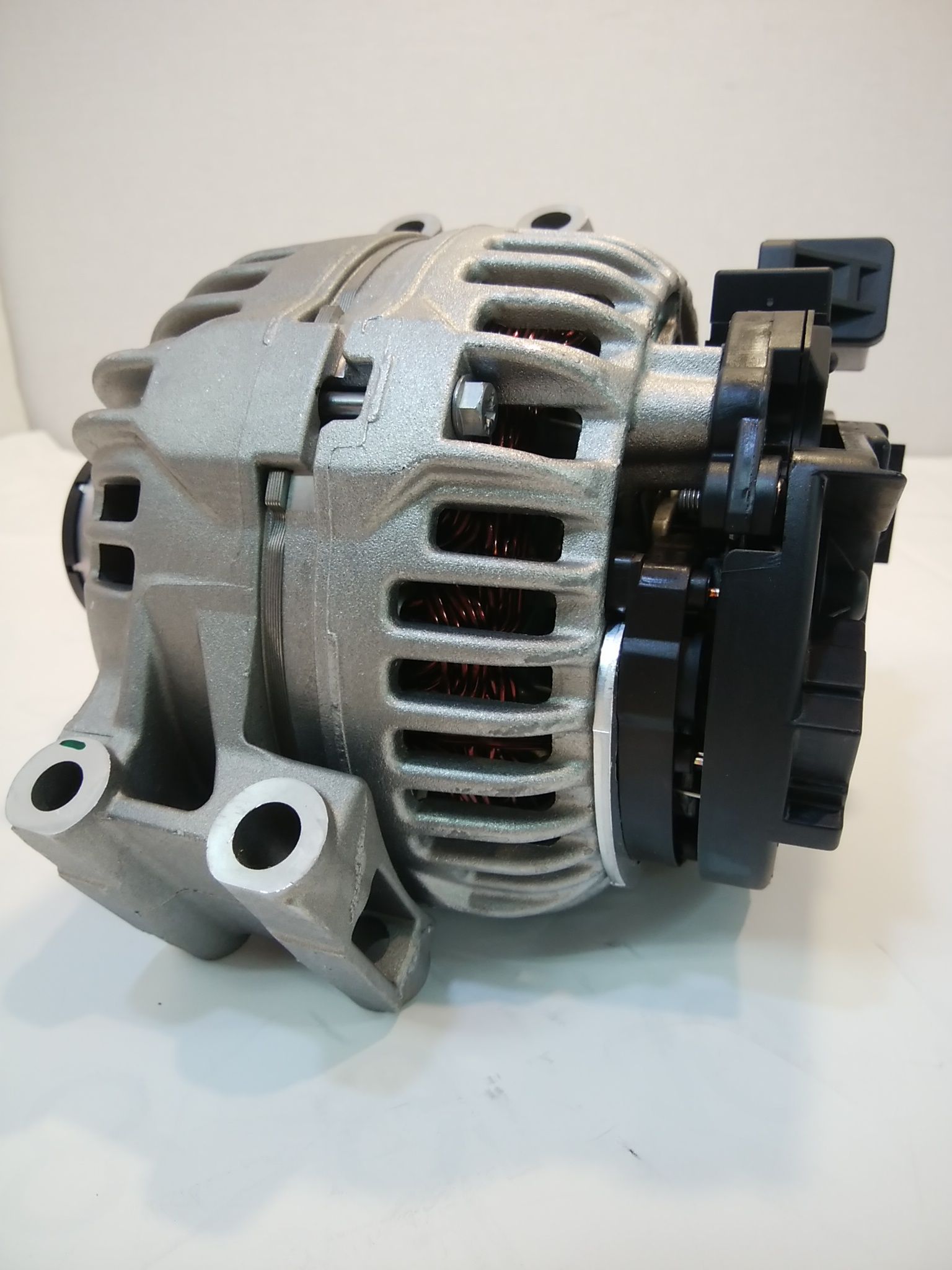 BMW リビルトオルタネーター 12317533270(12317533270-R) お取り寄せ商品詳細情報です！！