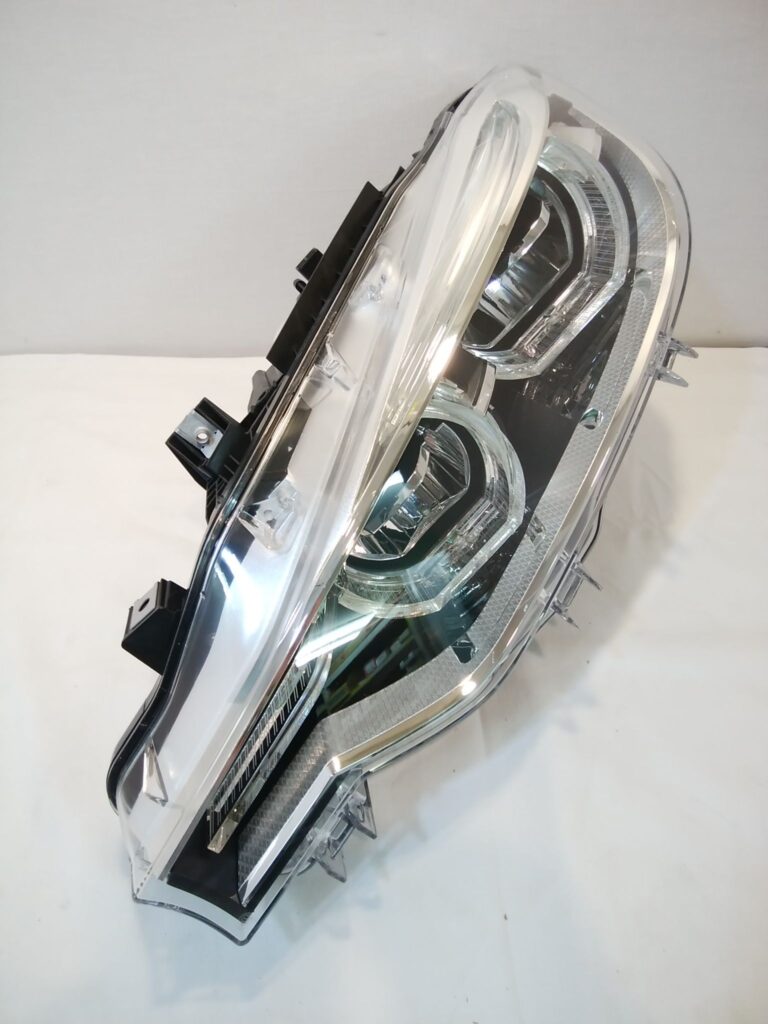 BMW F30/F31A パーツ 通販 ヘッドランプユニットLH LED 63117419631 商品詳細情報です！