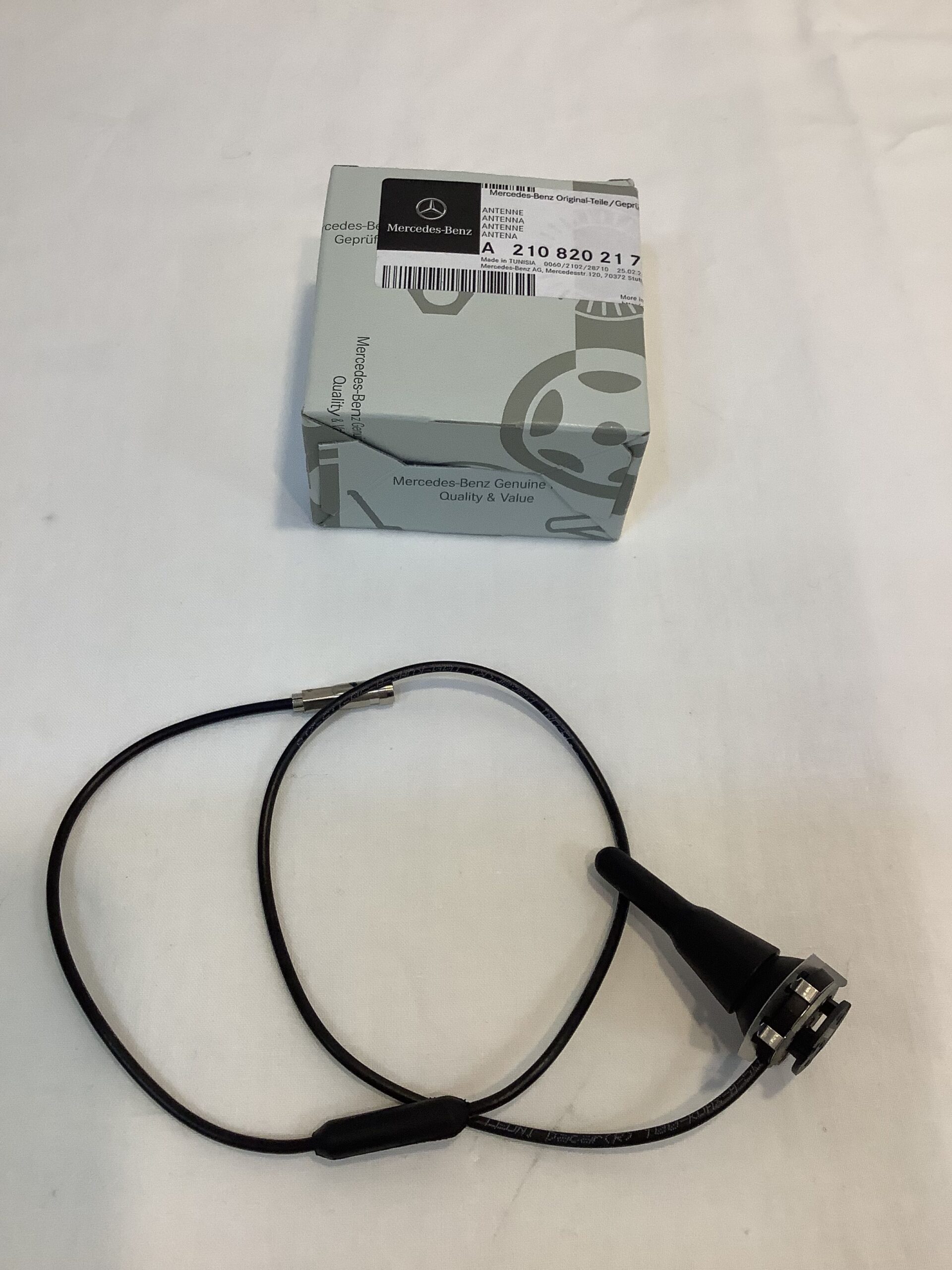 ベンツパーツ 通販 AMG G55 W463 ルーフアンテナ 2108202175 お取り寄せ商品詳細情報です！！